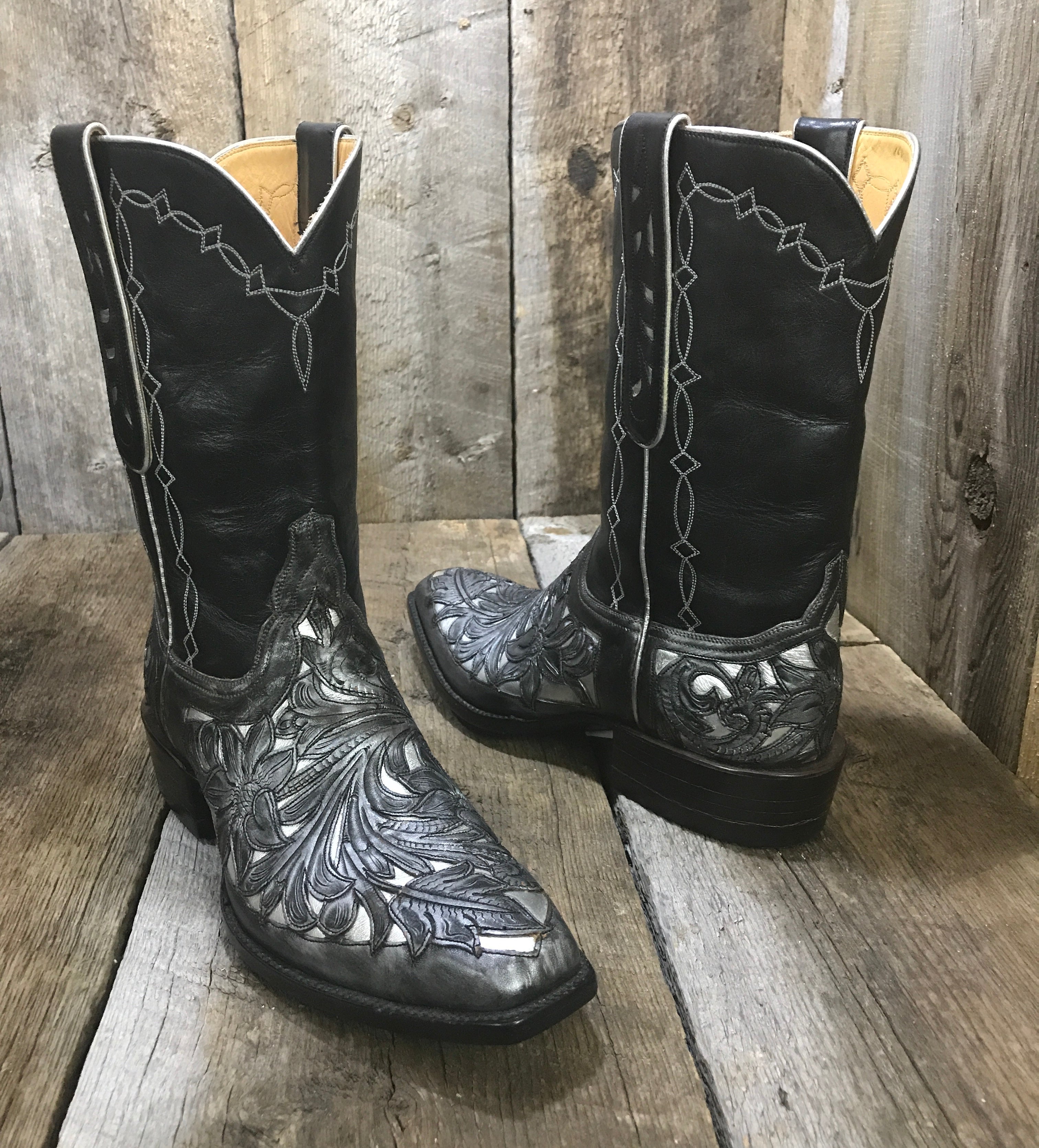 Carolina Black Filigree Hand Tooled Tres Outlaws Boot 1647